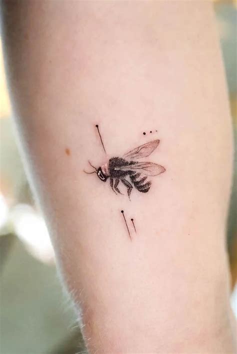 Aggregate More Than 84 Realistic Honey Bee Tattoo Latest Vn