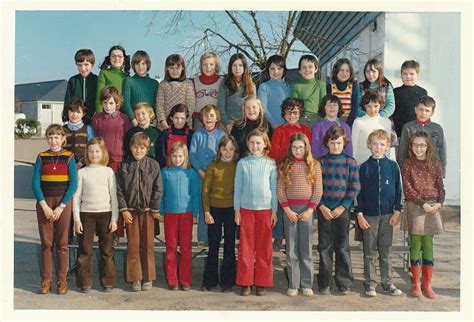 Photo De Classe Cm1 De Mr Carre 1974 1975 De 1975 Ecole Romain Rolland