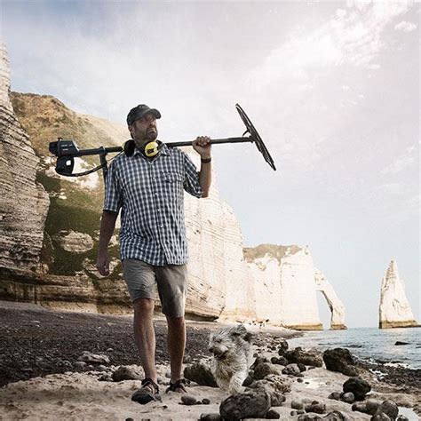 How To Use A Metal Detector Detector Power Metal Detectors Drones And Outdoor Sports