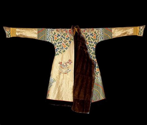 Богд хааны ордон музейд Үндэсний хувцасны соёл хэрэглээ