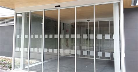 Puertas Correderas De Cristal Erreka Expertos En Automatismos