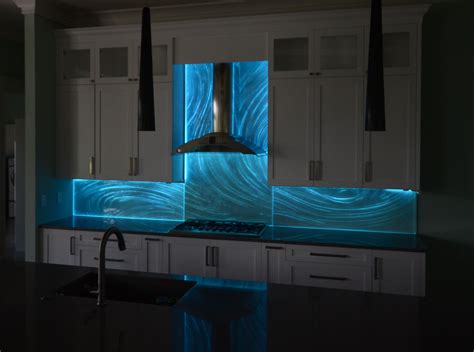 Glass Backsplashes Large Artistic Designs For Your Kitchen