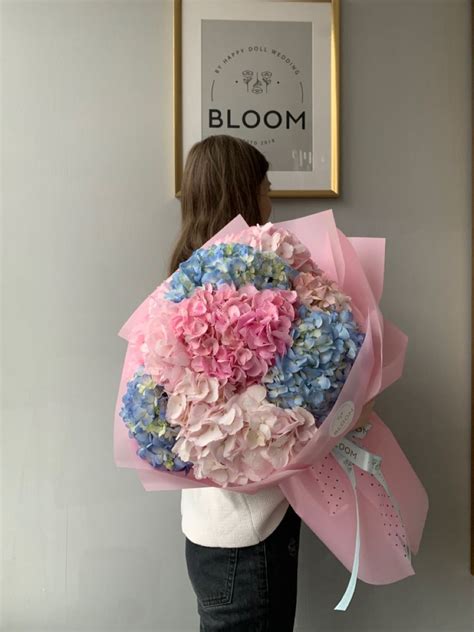 Букет гигант Гортензия | Июльские цветы, Флористика, Цветочные букеты