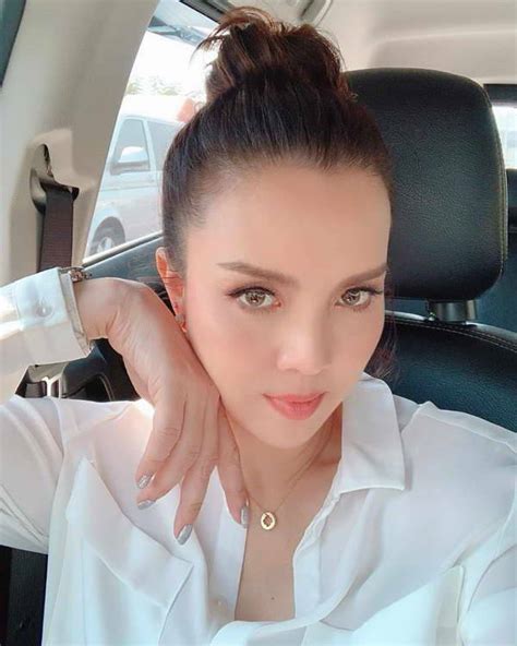 สวยมาก คริสติน่า อากีล่าร์ย้อนภาพวันวาน สวมชุดพละในวัย14ปี Tnn ช่อง16 Line Today