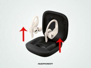 Powerbeats Pro Not Working On One Side 1 Minute Fixes You Should Try Headphonesty