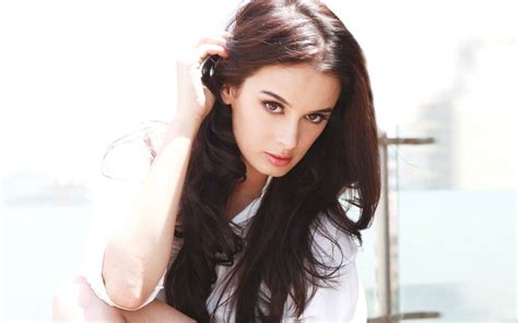 Women Dark Hair Brown Eyes Wallpapers Hd Desktop And Mobile Backgrounds