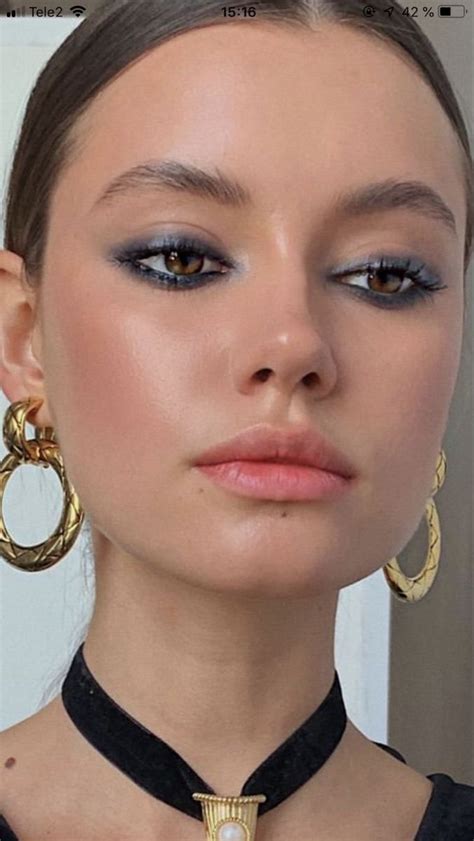 Pin De Anna En Makeup Maquillaje De Ojos Tipo De Ojos Maquillaje
