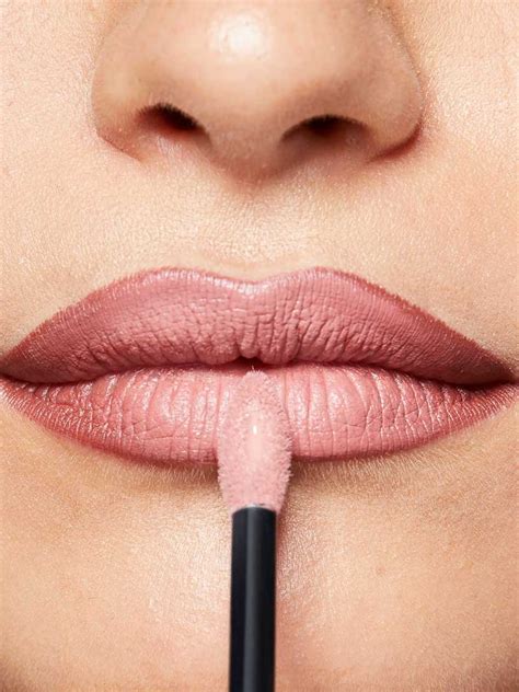 How To Contour Lips For Glossy And Matte Looks Maybelline