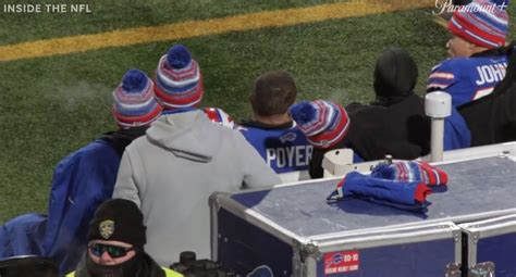 Jordan Poyer Caught On Hot Mic Telling People How Goofy Josh Allen Is Free Beer And Hot Wings