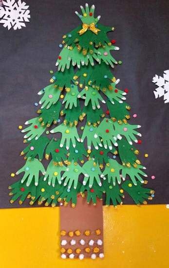 Как украсить класс на Новый год 47 идей 6 мастер классов Handprint Christmas Tree