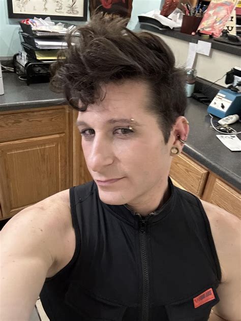 Felt Hot Not Deleting 😝 Randrogynoushotties