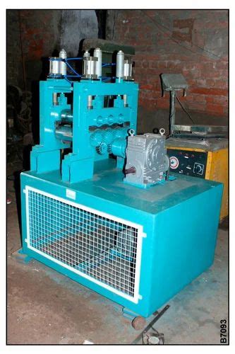 Semi Automatic High Precision Leveling Machine Semi Automatic Production Capacity 2 Ton Day