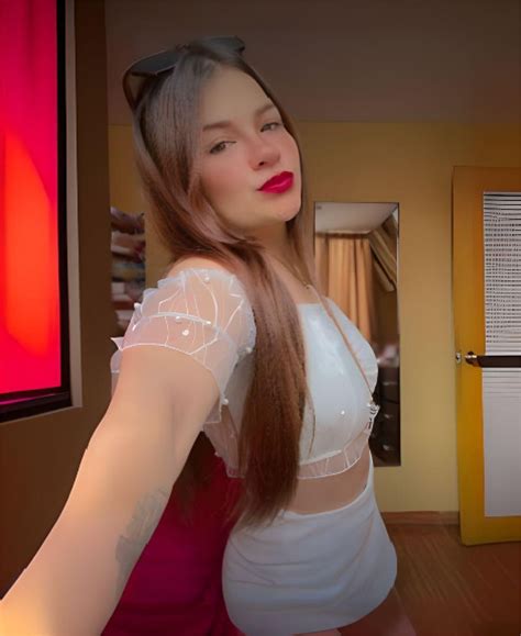 Trunks Vs Goku Goku Usa Un Solo Dedo Para Detener Los Ataques De Trunks Dragonball