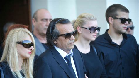 Otac Dolores Lambaše Na Grobu Glumice 11 Godina Poslije Njezine Smrti Ni Danas Se Ne Miri S