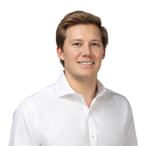 Daniel Martin Medium