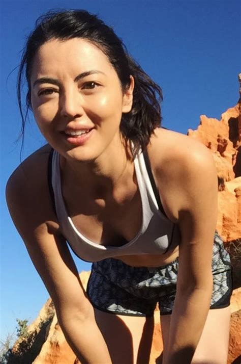 Hot Sexy Jane Douglas Bikini Pics