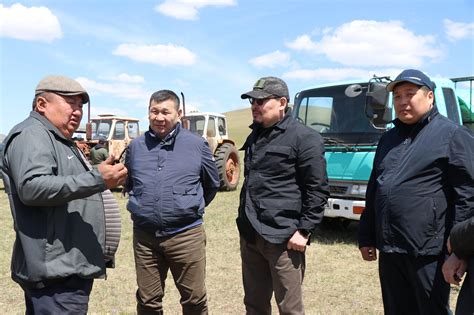 Vip76 Mn УИХ ын даргын хамтаар тариалан эрхлэгчидтэй уулзан тулгамдсан асуудал санал