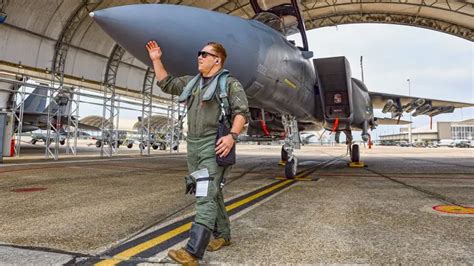 The Wests Heaviest And Oldest Fighter Why Is Boeing Expanding F 15ex