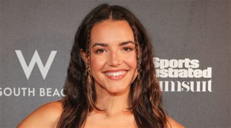 Mady Deweys Tips For Walking More In Si Lifestyle