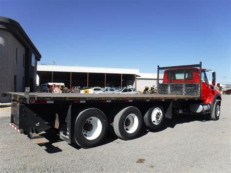 Camion Con Plataforma Venta De Maquinaria Wiebe