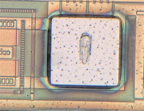 Silicon Chip Microscope