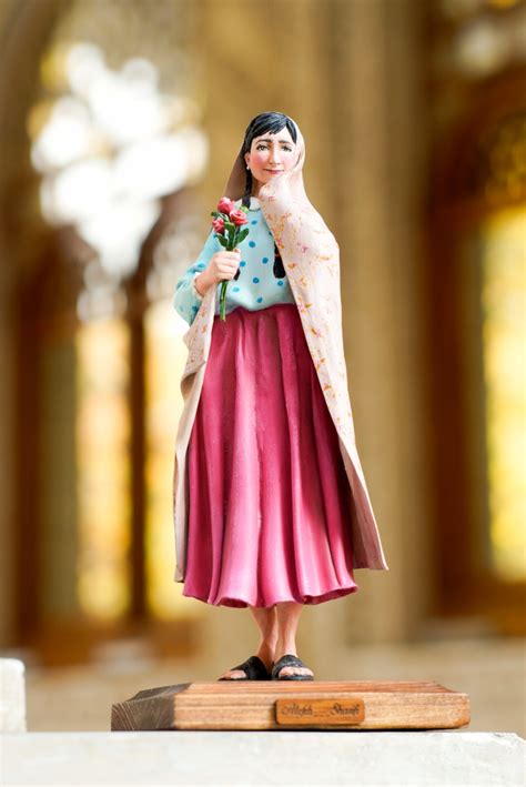 ساخت مجسمه با عاطفه شریفی