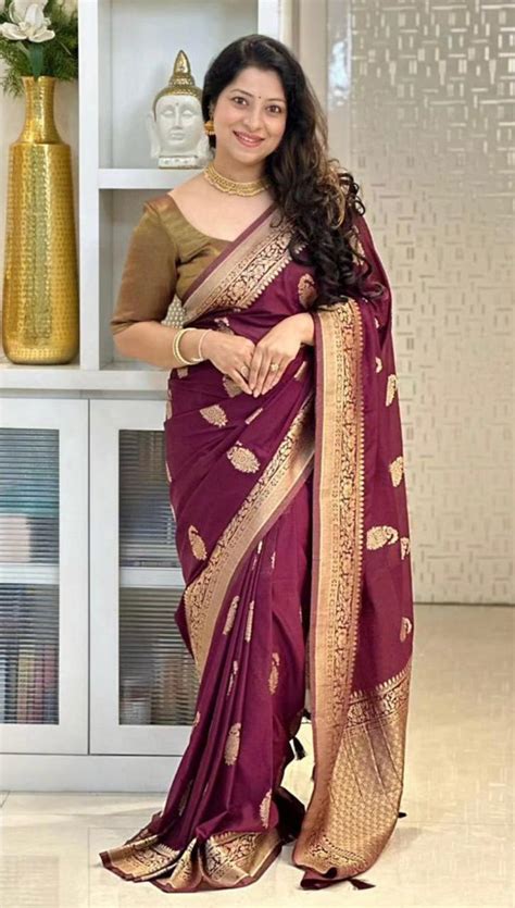 Bhavika Banarasi Soft Silk Saree In Maroon Zariknyaa