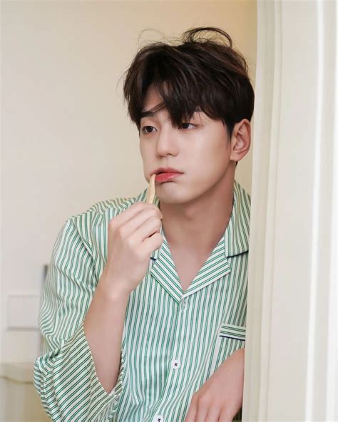 Pin De Laurie Castaneda En Kim Min Kyu En Chicos Coreanos Atractivos Actores Coreanos