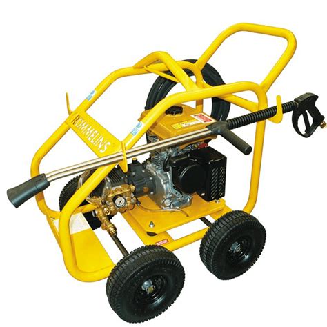 2000psi Pressure Washer Petrol For Rent Kennards Hire
