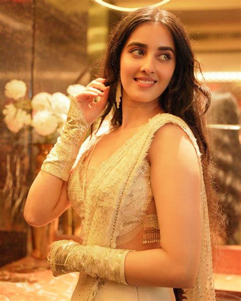 Simrat Kaur R Bhartiya Hotties