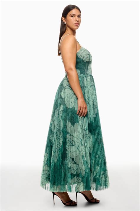 Wedding Guest Looks Rent The Runway
