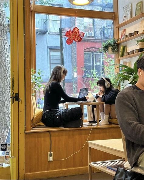 Stop Wasting Time Searching For Jobs Only On Linkedin Linkedin Is Good Kiran Kanwar R 40