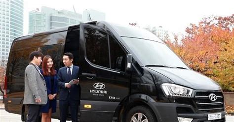 현대차 최고급 미니버스 쏠라티 리무진 나온다