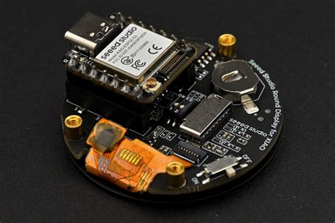 Seeed Studio Xiao Round Display Recenzija • Magazin Mehatronika