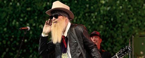 Watch Zz Tops Elwood Francis Play 17 String Bass For Got Me Under