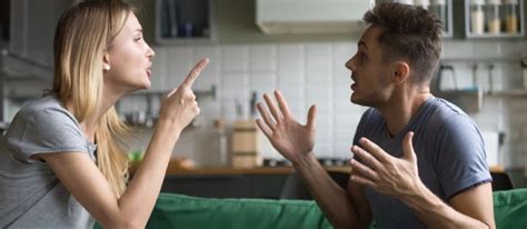 25 Warning Signs Your Marriage Is In Trouble