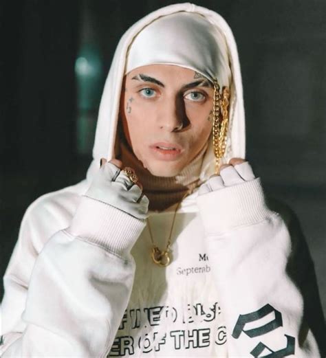 Khea Yf Fotos De Parejas Romanticas Fotos De Artistas Famosos Famosos