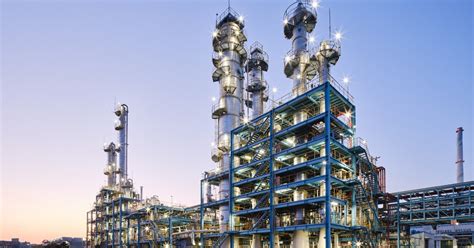 석유화학 역대 최악의 실적인데” 내년 반등 시기 올 수 있다 비즈360