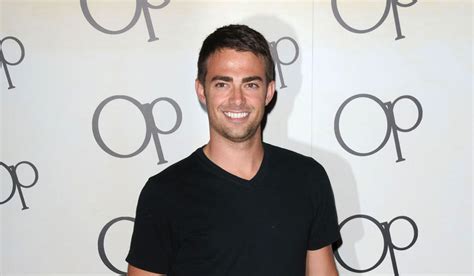 10 Gay Bisexual And Queer Soap Opera Stars
