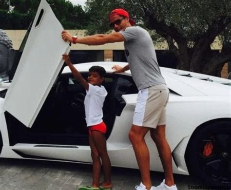 دانلود عکس ماشین رونالدو