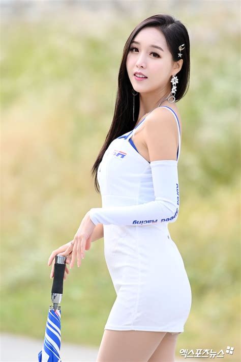 레이싱모델 김가온 서킷 찾은 바비인형 엑 s HD화보 네이트 스포츠