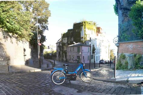 Paris En Mobylette La Visite Guidée La Plus Cool De La Capitale Outgomag