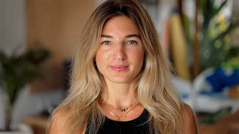 11 Quiet Things Brilliant Women Never Explain To Anyone YourTango