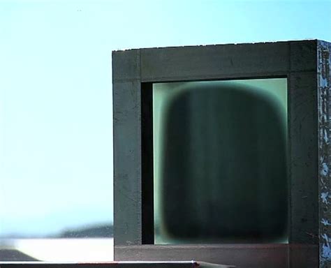 New Window Changes Tint Automatically When It Gets Hot