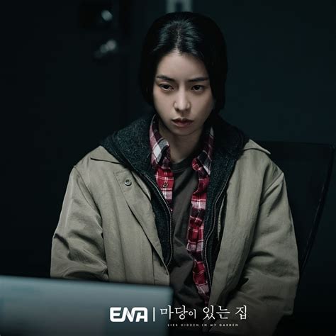 Kim Tae Hee And Lim Ji Yeon Get Questioned By The Police In Lies