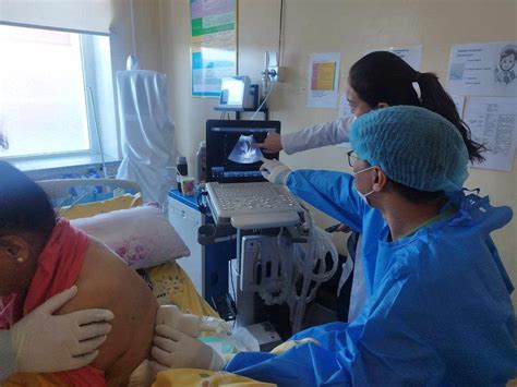 Зудад нэрвэгдсэн малчдад эмнэлгийн тусламж үзүүлэв Hunnu Mn