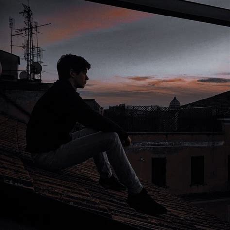 پروفایل پسرونه آسمون تم آبی مشکی پسرونه تاوعکس