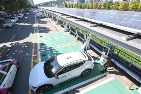 거주자 우선주차 구역에 태양광발전 전기차 충전소 설치 클리앙