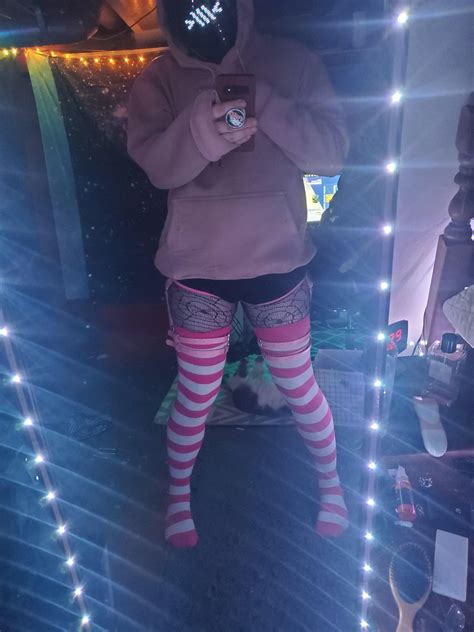Femboythighs