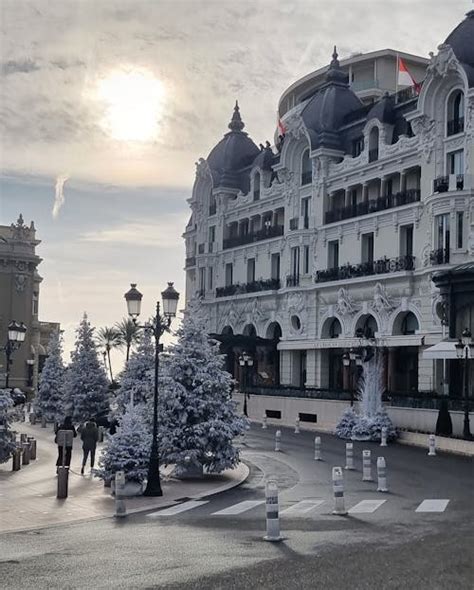 건물 외장 도시 도시들 도시의 동상 랜드마크 몽골리아 수흐 바타르 광장 여행 울란바토르 정부 건물 정부 궁전 정부 청사 지역 랜드마크 징기스칸에